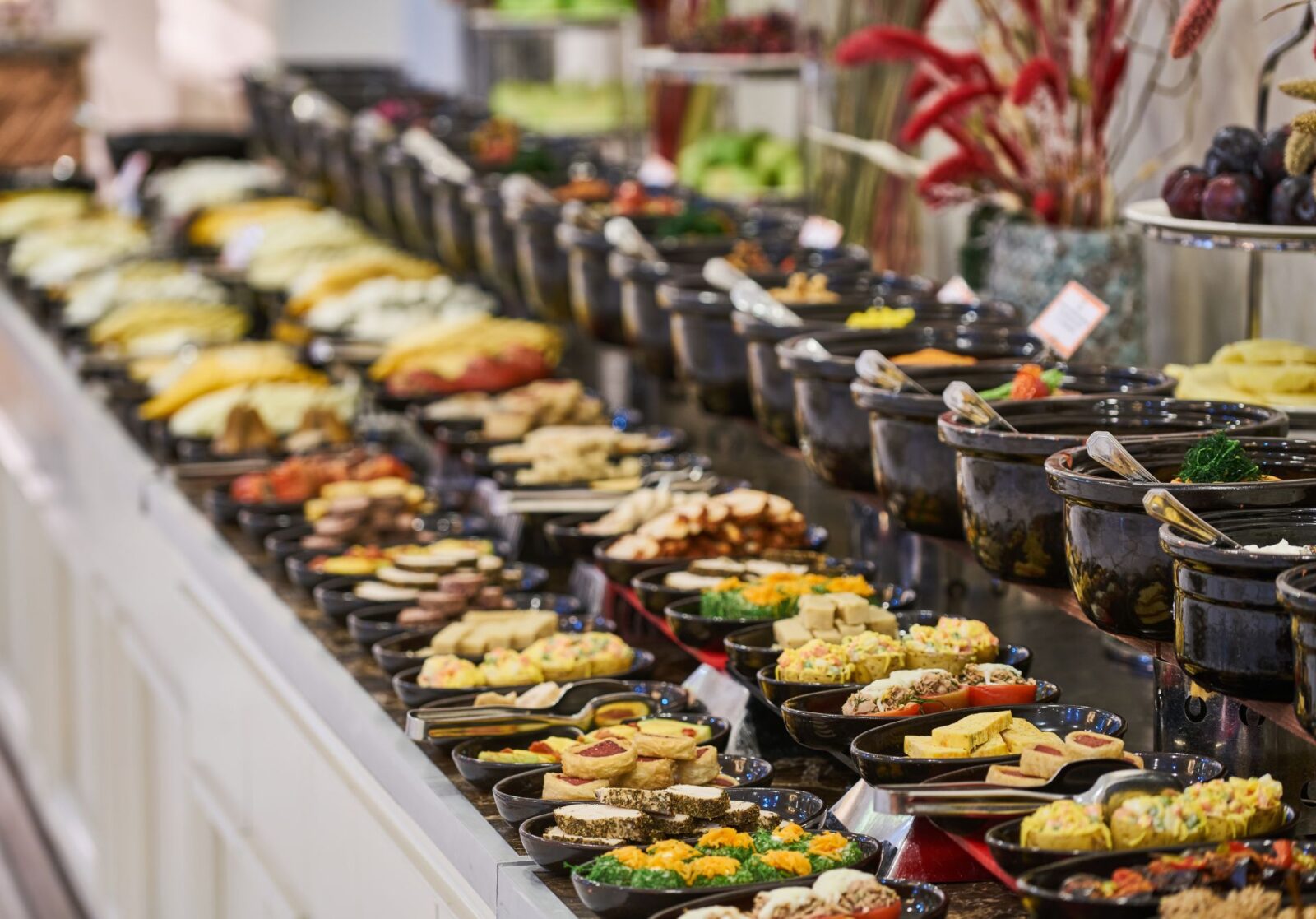 The Role of Nutrition in Healing Hotels: Gourmet Healthy Dining